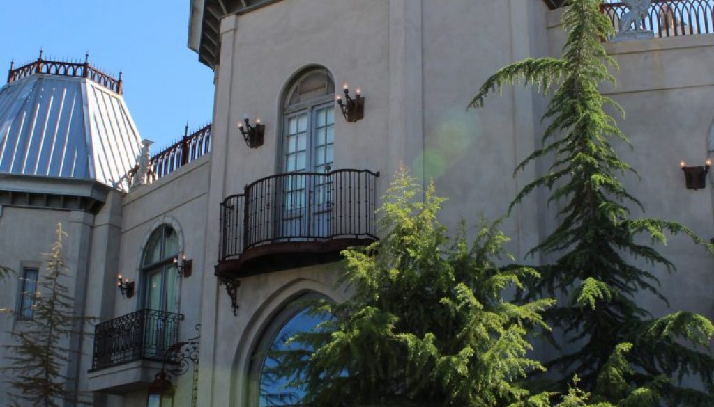 Turquoise Museum takes over castle - New Mexico News Port